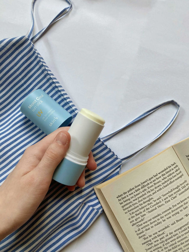 Water Wrapping Moist Cool Sun Stick SPF50+ PA++++ | Best Kor