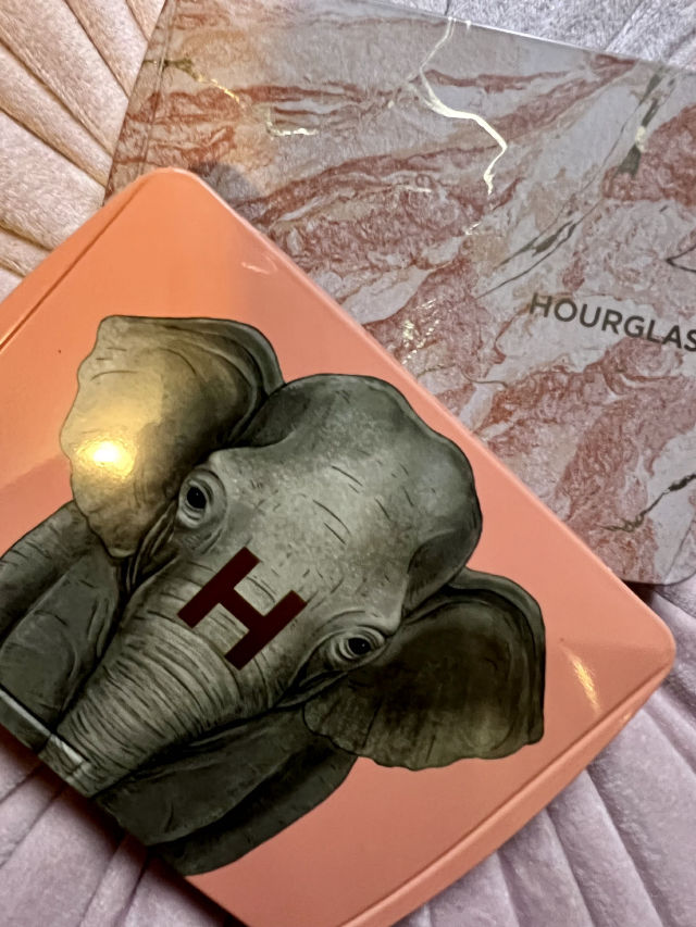 Elephant Palette | Best Korean Makeup | Picky