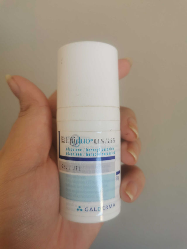 Galderma Epiduo Gel Pump Reviews & Ingredients