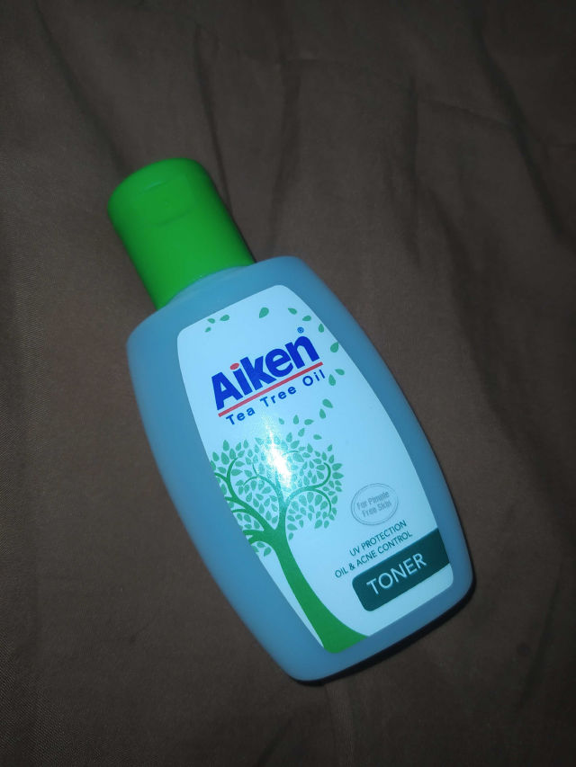 Aiken Tea Tree Oil Toner Reviews & Ingredients