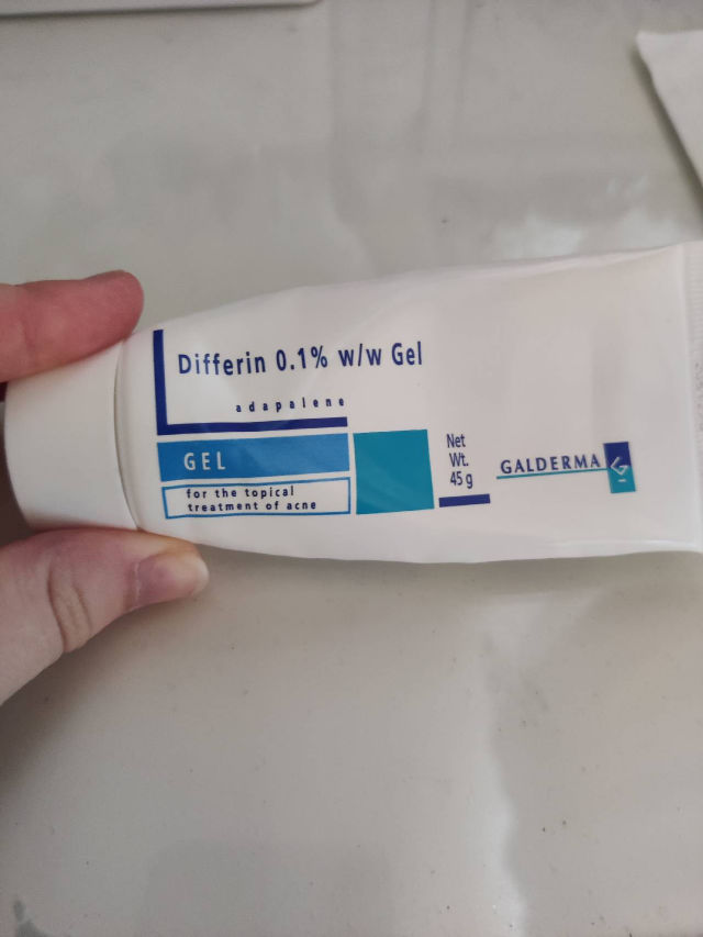 Galderma Differin Adapalene Cream 0.1% Reviews & Ingredients