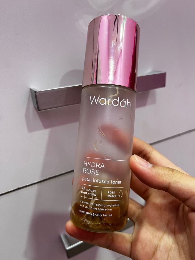 Wardah Hydra Rose Petal Infused Toner Reviews & Ingredients