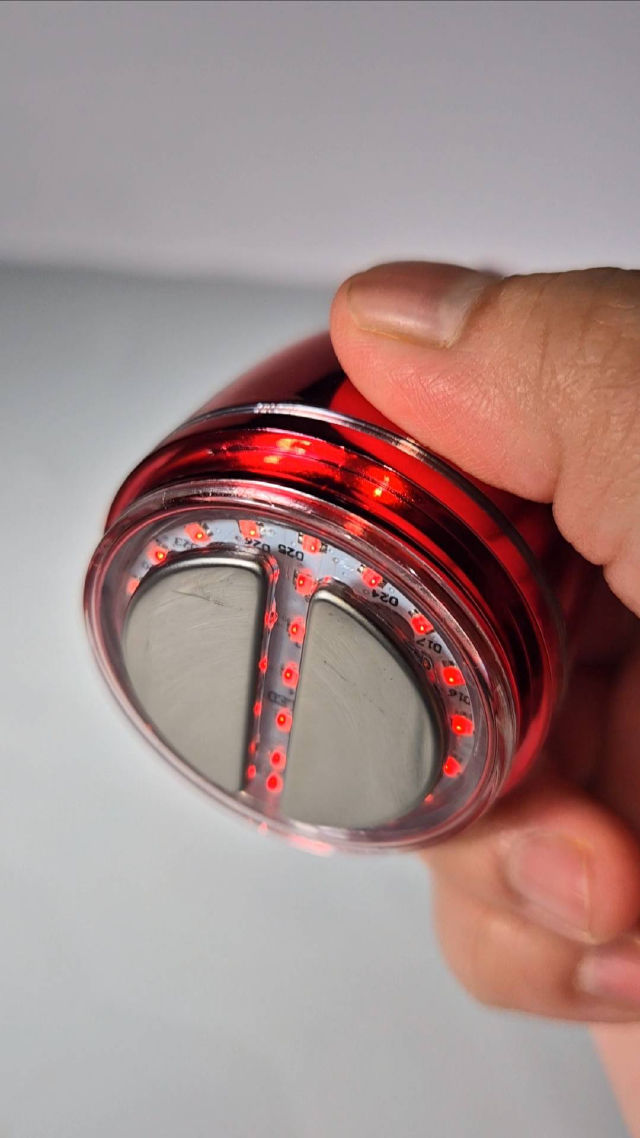 Meditherapy Shumage EMS Device & Gold Seal Lifting Cream Rev