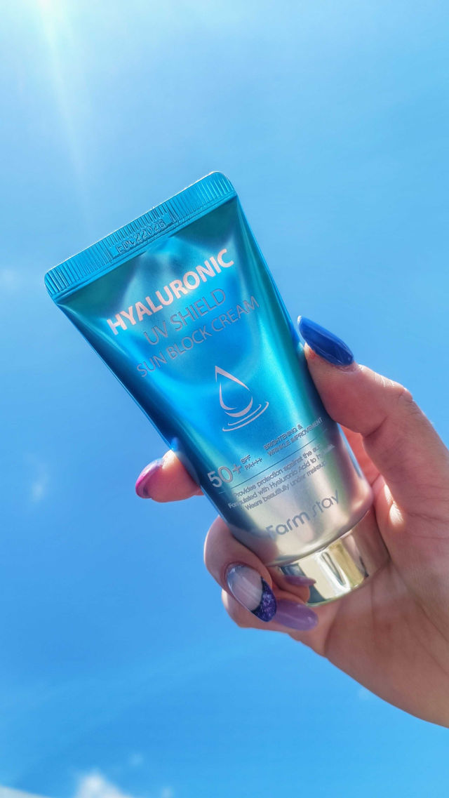Farmstay - Hyaluronic UV Shield Sun Block Cream SPF 50+ PA++