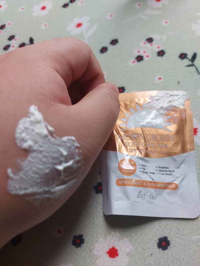 ESFOLIO - Multi Grain Sun Cream SPF 50+ PA+++. | Best Korean